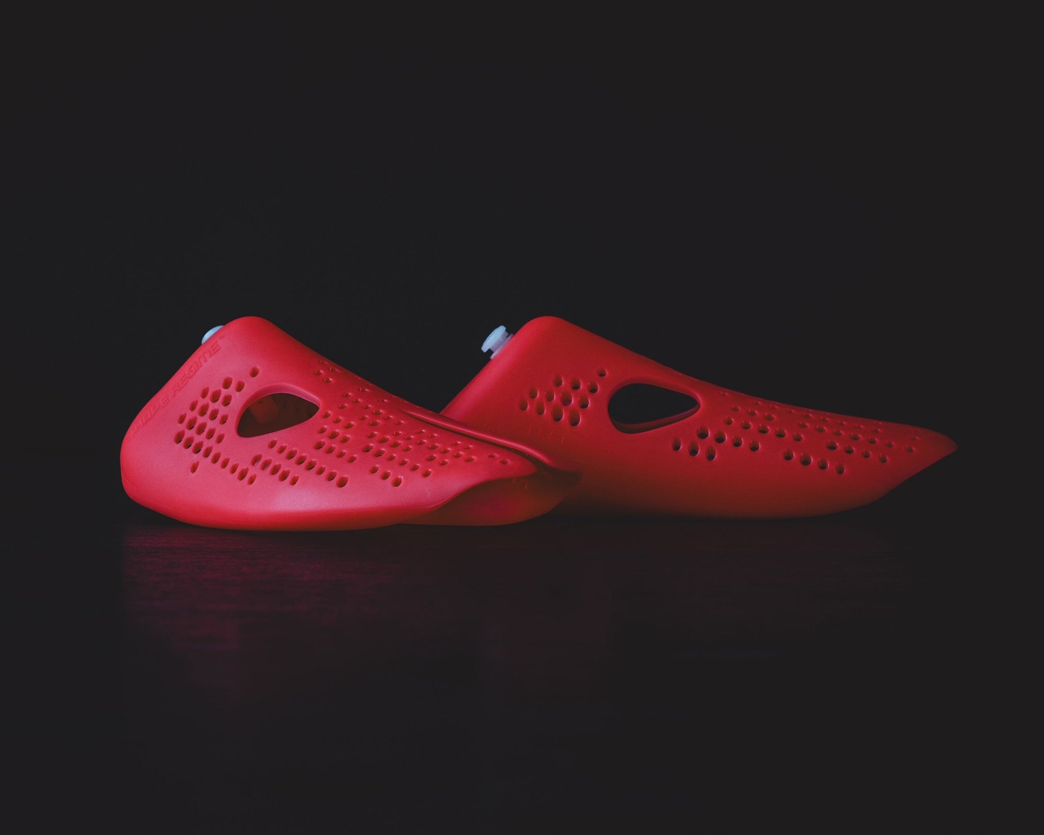 Smelly Shoe Smell Solution – Calypso Red Shoe Shaper